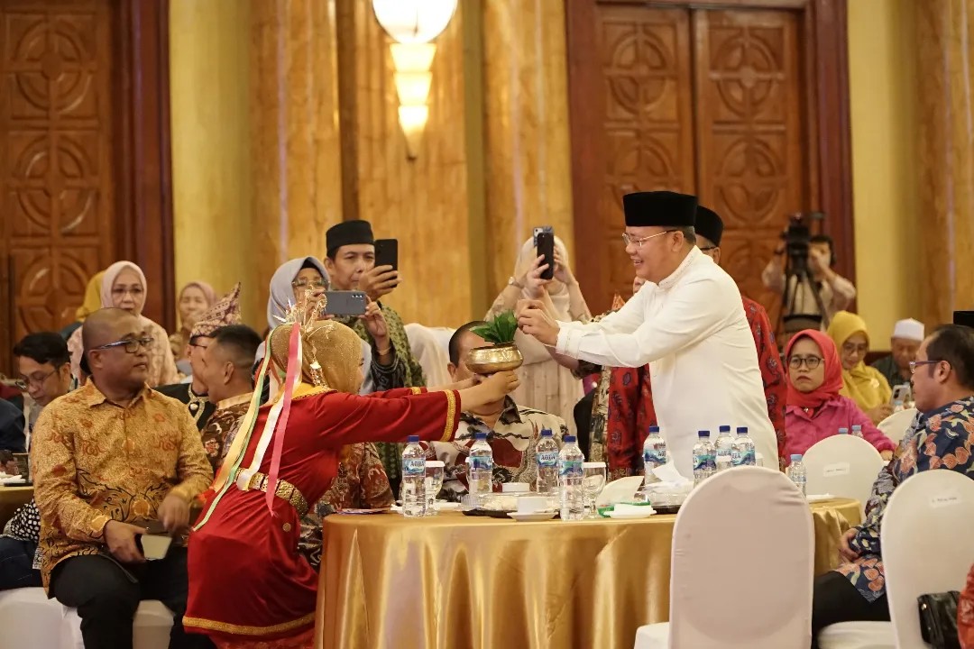 Gubernur Bengkulu Ajak Masyarakat Bengkulu di Perantauan Bersama ... Gubernur Bengkulu Ajak Masyarakat Bengkulu di Perantauan Bersama ...